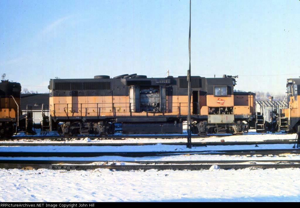 1143-12 MILW 2031 at Pigs Eye Yard